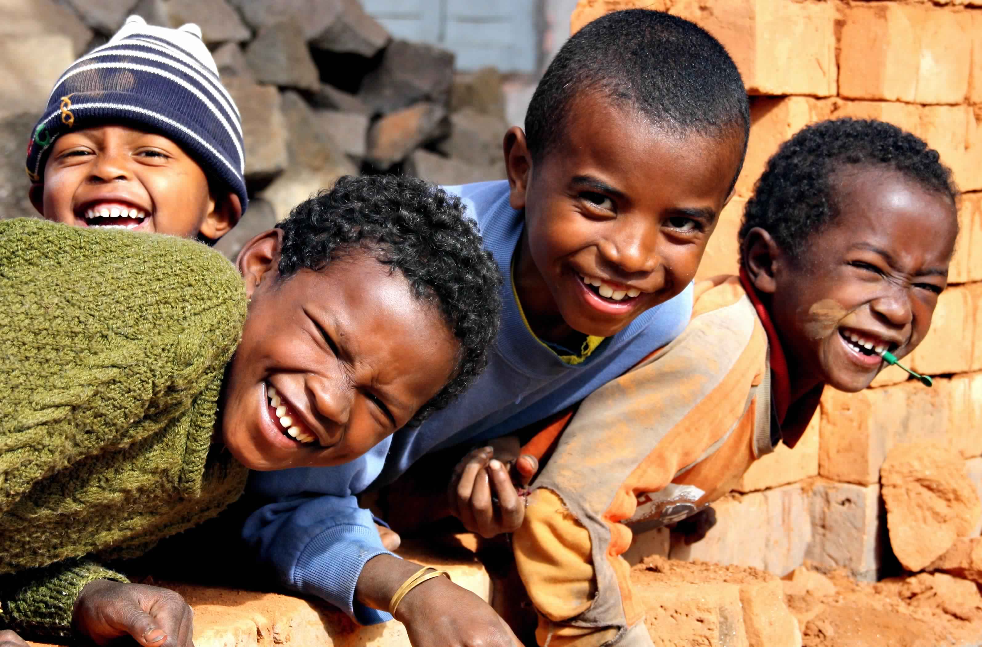 Enfants Des Rues Association Humanitaire